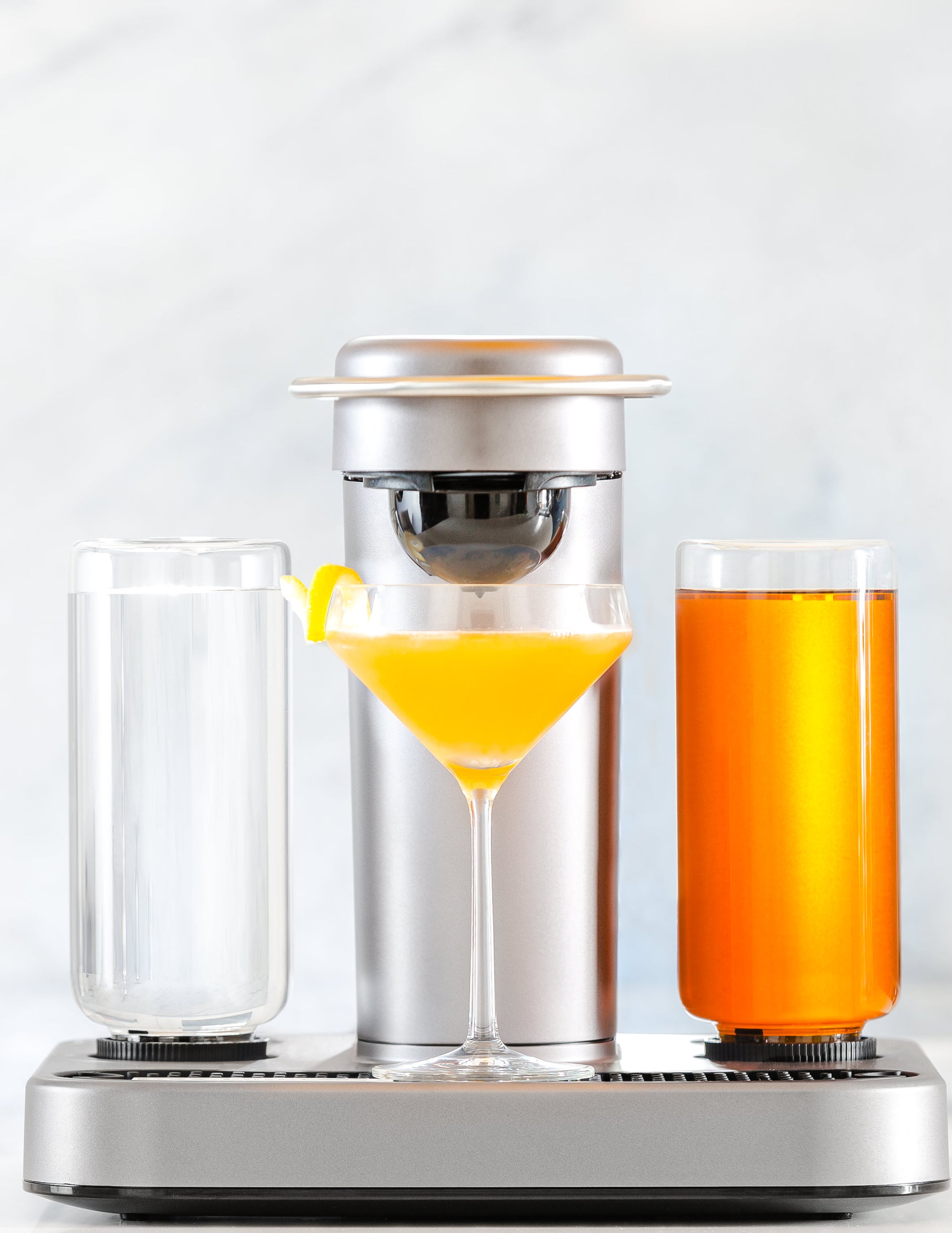 Bartesian.com Official Site - Premium Cocktails On Demand